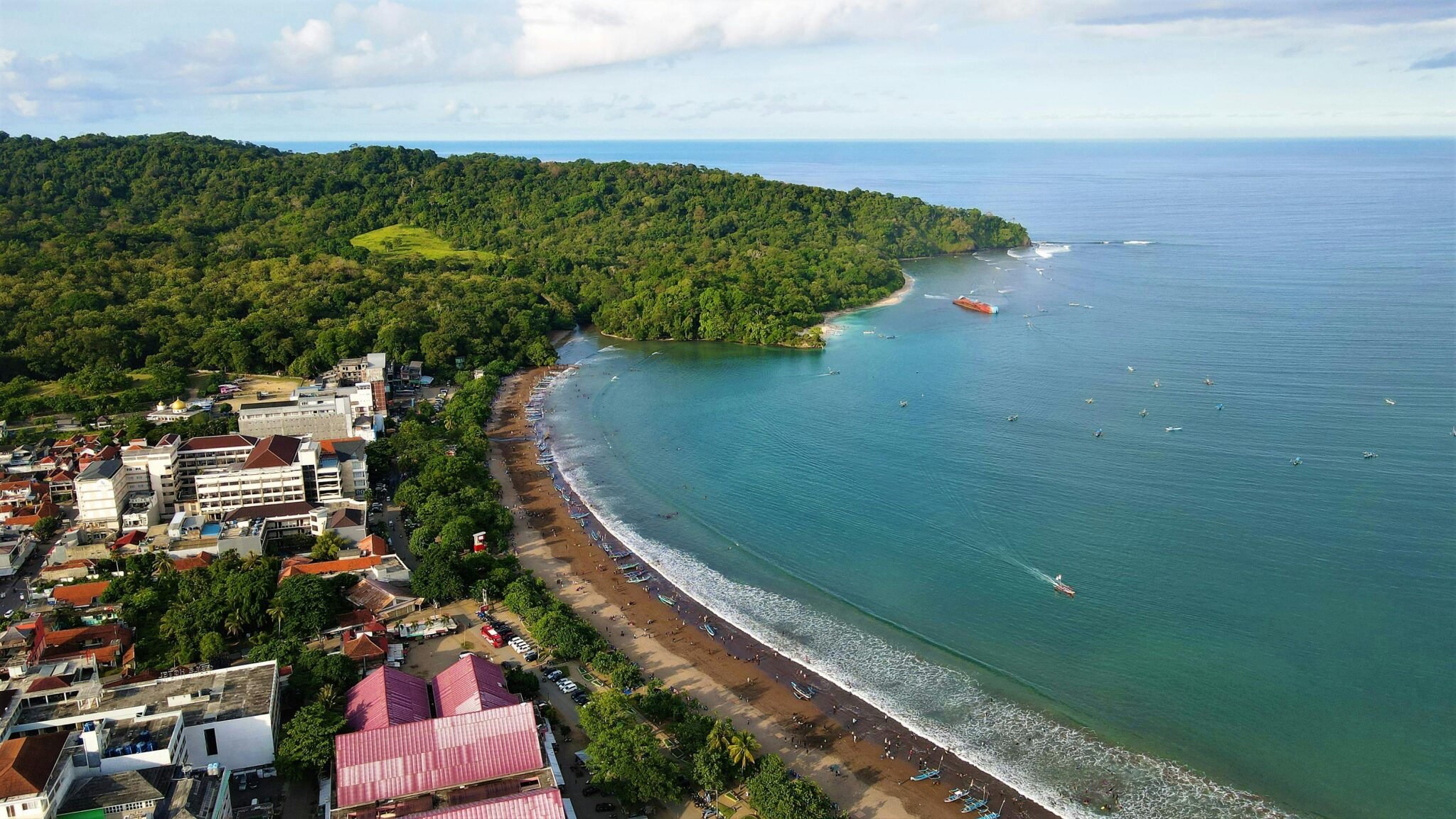 5 Pantai Terbaik di Pangandaran Jawa Barat untuk Liburan